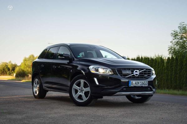Melns Volvo XC60 2014 Elektrėnai, ar dzinēja tilpumu 2.40 L un nobraukumu 170 tūkst. km par 14000 €, foto 1 vietnē AUTOMOTO.COM.LV