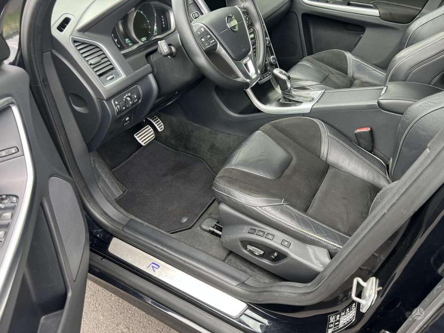 Melns Volvo XC60 2014 Kauņa, ar dzinēja tilpumu 2.40 L un nobraukumu 246 tūkst. km par 11200 €, foto 16 vietnē AUTOMOTO.COM.LV