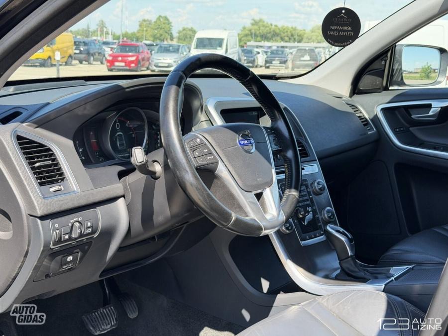 Black Volvo XC60 2014 in Taurage, with an engine capacity of 2.00 L and mileage of 276 thousand km for 10900 €, photo 13 on AUTOMOTO.COM.LV