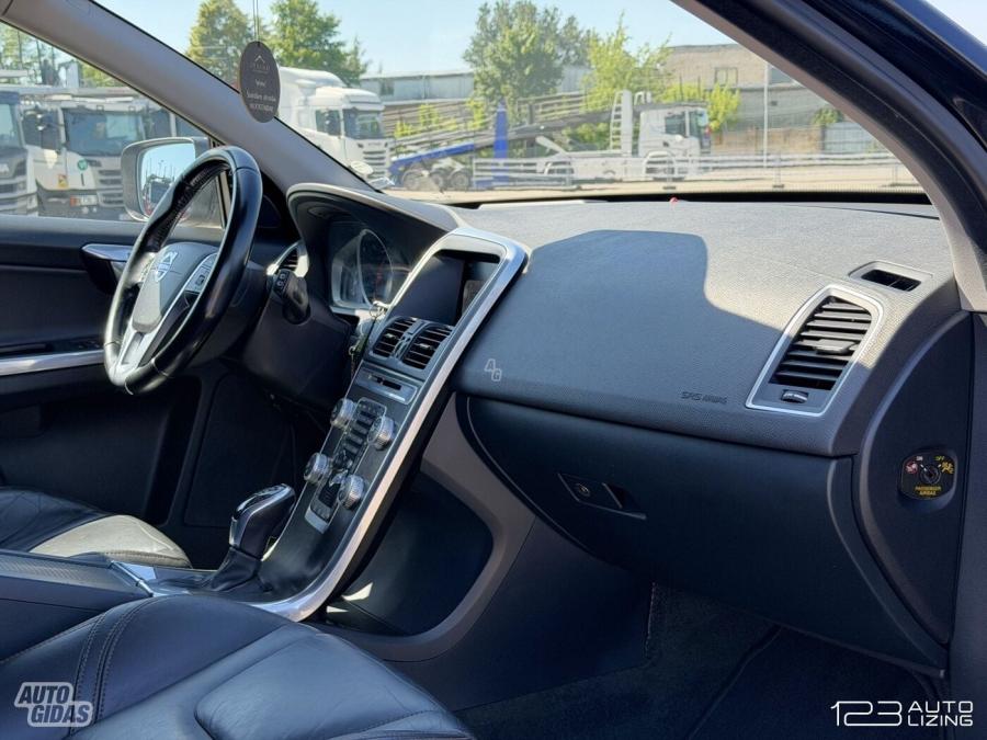 Black Volvo XC60 2014 in Taurage, with an engine capacity of 2.00 L and mileage of 276 thousand km for 10900 €, photo 17 on AUTOMOTO.COM.LV