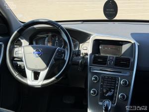 Black Volvo XC60 2014 in Taurage, with an engine capacity of 2.00 L and mileage of 276 thousand km for 10900 €, photo 19 on AUTOMOTO.COM.LV