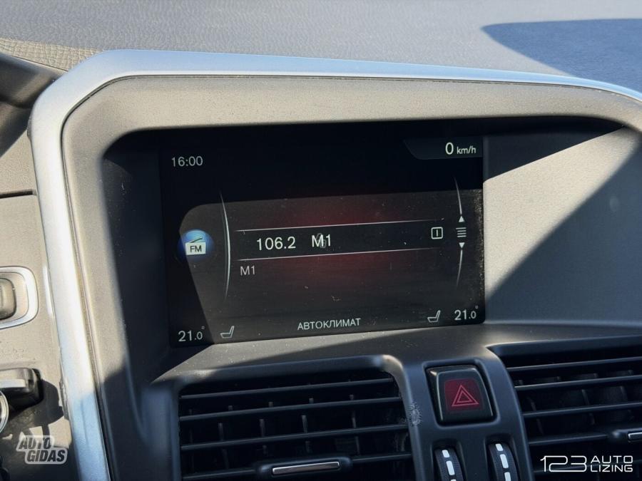 Black Volvo XC60 2014 in Taurage, with an engine capacity of 2.00 L and mileage of 276 thousand km for 10900 €, photo 22 on AUTOMOTO.COM.LV