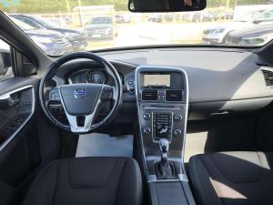 Black Volvo XC60 2014 in Vilnius, with an engine capacity of 2.40 L and mileage of 223 thousand km for 12450 €, photo 15 on AUTOMOTO.COM.LV