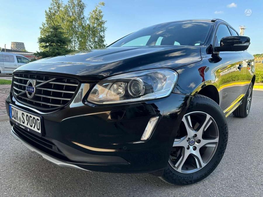 Black Volvo XC60 2014 in Vilnius, with an engine capacity of 2.40 L and mileage of 300 thousand km for 12300 €, photo 1 on AUTOMOTO.COM.LV