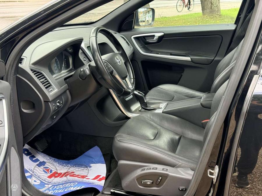 Melns Volvo XC60 2014 Ukmergė, ar dzinēja tilpumu 2.40 L un nobraukumu 280 tūkst. km par 11950 €, foto 7 vietnē AUTOMOTO.COM.LV