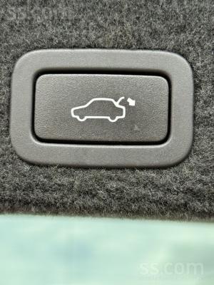 Melns Volvo XC60 2014 Valmiera, ar dzinēja tilpumu 2.00 L un nobraukumu 257 tūkst. km par 10700 €, foto 11 vietnē AUTOMOTO.COM.LV