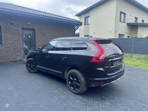 Black Volvo XC60 2014 in Kaunas, with an engine capacity of 1.97 L and mileage of 296 thousand km for 11000 €, photo 6 on AUTOMOTO.COM.LV