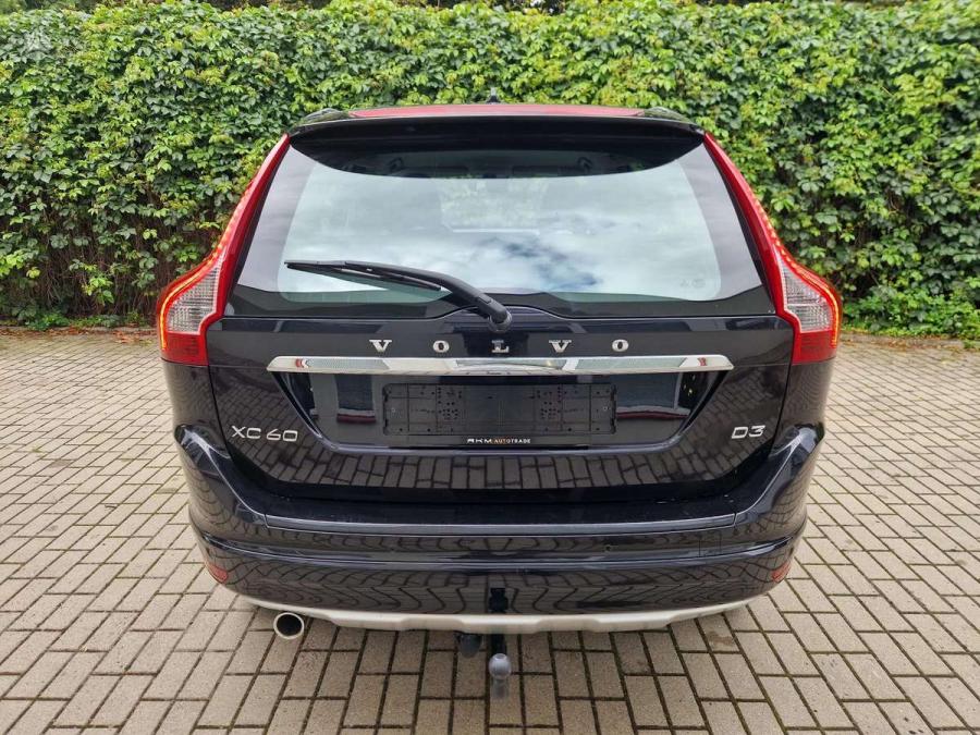 Black Volvo XC60 2014 in Vilnius, with an engine capacity of 1.98 L and mileage of 260 thousand km for 11950 €, photo 7 on AUTOMOTO.COM.LV