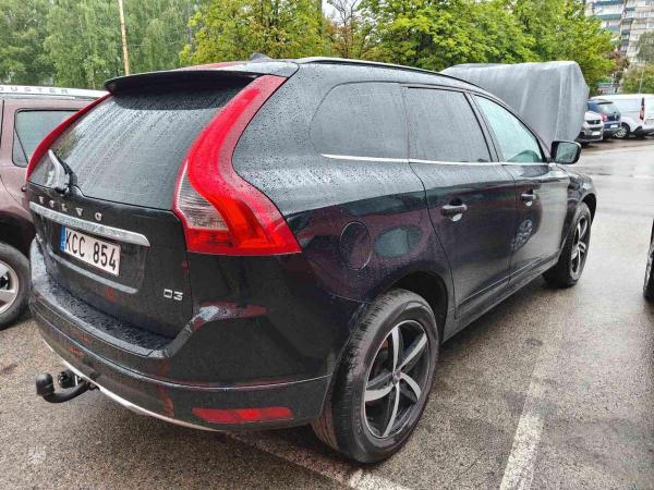 Black Volvo XC60 2014 in Vilnius, with an engine capacity of 2.40 L and mileage of 321 thousand km for 3800 €, photo 1 on AUTOMOTO.COM.LV