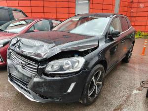 Black Volvo XC60 2014 in Vilnius, with an engine capacity of 2.40 L and mileage of 321 thousand km for 3800 €, photo 4 on AUTOMOTO.COM.LV