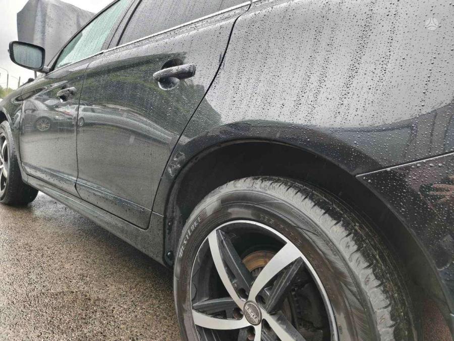 Black Volvo XC60 2014 in Vilnius, with an engine capacity of 2.40 L and mileage of 321 thousand km for 3800 €, photo 18 on AUTOMOTO.COM.LV