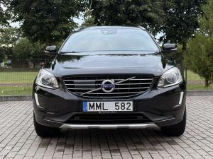 Black Volvo XC60 2014 in Mazeikiai, with an engine capacity of 2.40 L and mileage of 255 thousand km for 16700 €, photo 3 on AUTOMOTO.COM.LV