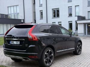 Black Volvo XC60 2014 in Mazeikiai, with an engine capacity of 2.40 L and mileage of 255 thousand km for 16700 €, photo 6 on AUTOMOTO.COM.LV