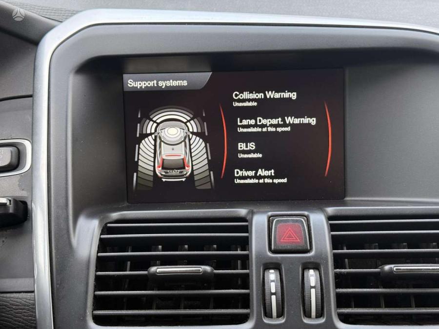 Black Volvo XC60 2014 in Mazeikiai, with an engine capacity of 2.40 L and mileage of 255 thousand km for 16700 €, photo 25 on AUTOMOTO.COM.LV