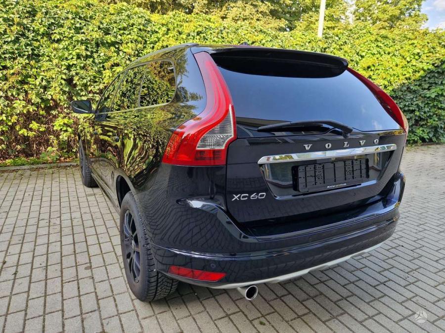Melns Volvo XC60 2014 Viļņa, ar dzinēja tilpumu 1.98 L un nobraukumu 177 tūkst. km par 12650 €, foto 7 vietnē AUTOMOTO.COM.LV