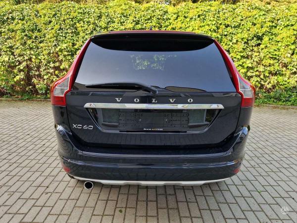 Black Volvo XC60 2014 in Vilnius, with an engine capacity of 1.98 L and mileage of 177 thousand km for 12650 €, photo 7 on AUTOMOTO.COM.LV