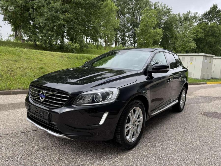 Black Volvo XC60 2014 in Alytus, with an engine capacity of 2.00 L and mileage of 191 thousand km for 10950 €, photo 1 on AUTOMOTO.COM.LV