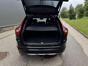 Black Volvo XC60 2014 in Alytus, with an engine capacity of 2.00 L and mileage of 191 thousand km for 10950 €, photo 6 on AUTOMOTO.COM.LV