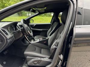 Black Volvo XC60 2014 in Alytus, with an engine capacity of 2.00 L and mileage of 191 thousand km for 10950 €, photo 7 on AUTOMOTO.COM.LV