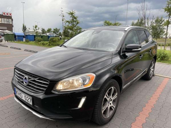 Melns Volvo XC60 2014 Viļņa, ar dzinēja tilpumu 2.95 L un nobraukumu 263 tūkst. km par 8950 €, foto 1 vietnē AUTOMOTO.COM.LV
