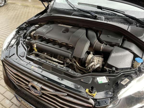 Melns Volvo XC60 2014 Viļņa, ar dzinēja tilpumu 2.95 L un nobraukumu 263 tūkst. km par 8950 €, foto 10 vietnē AUTOMOTO.COM.LV
