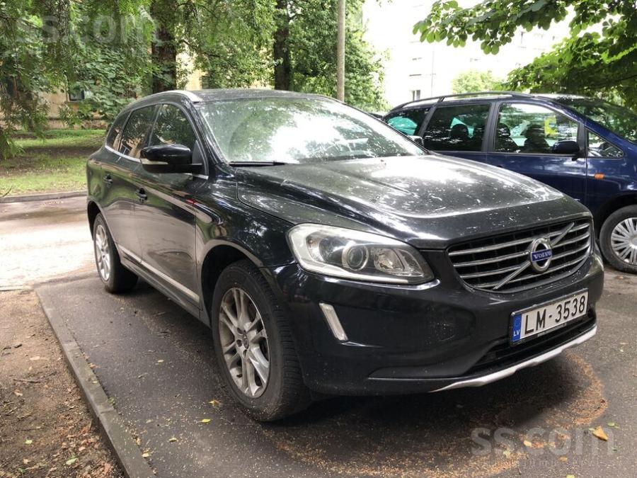Black Volvo XC60 2014 in Riga, with an engine capacity of 2.00 L and mileage of 213 thousand km for 9600 €, photo 1 on AUTOMOTO.COM.LV