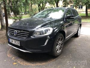 Black Volvo XC60 2014 in Riga, with an engine capacity of 2.00 L and mileage of 213 thousand km for 9600 €, photo 4 on AUTOMOTO.COM.LV