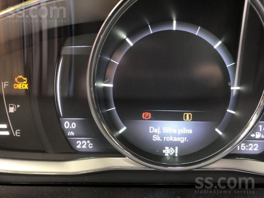 Black Volvo XC60 2014 in Riga, with an engine capacity of 2.00 L and mileage of 213 thousand km for 9600 €, photo 15 on AUTOMOTO.COM.LV