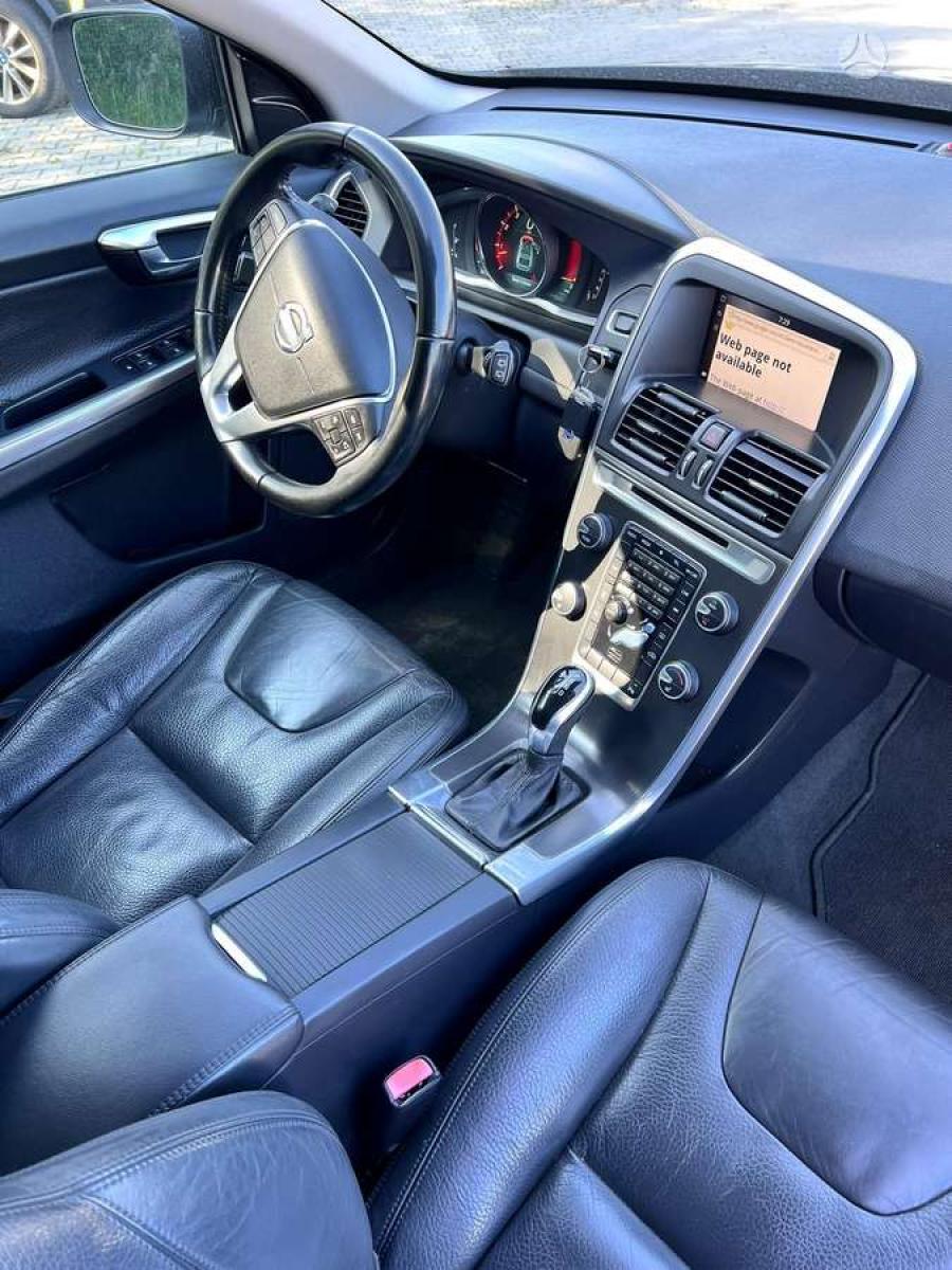 Melns Volvo XC60 2014 Klaipėda, ar dzinēja tilpumu 3.00 L un nobraukumu 355 tūkst. km par 5900 €, foto 7 vietnē AUTOMOTO.COM.LV