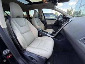 Melns Volvo XC60 2014 Utena, ar dzinēja tilpumu 2.40 L un nobraukumu 278 tūkst. km par 13750 €, foto 16 vietnē AUTOMOTO.COM.LV