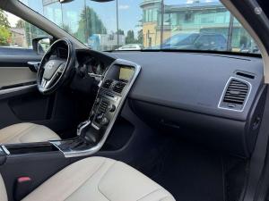 Melns Volvo XC60 2014 Utena, ar dzinēja tilpumu 2.40 L un nobraukumu 278 tūkst. km par 13750 €, foto 18 vietnē AUTOMOTO.COM.LV