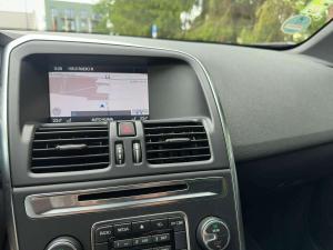 Black Volvo XC60 2014 in Vilnius, with an engine capacity of 1.98 L and mileage of 295 thousand km for 9999 €, photo 18 on AUTOMOTO.COM.LV