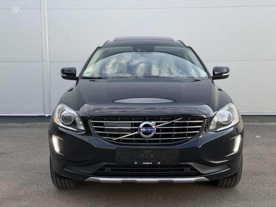 Melns Volvo XC60 2014 Utena, ar dzinēja tilpumu 2.40 L un nobraukumu 278 tūkst. km par 13750 €, foto 3 vietnē AUTOMOTO.COM.LV
