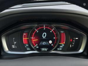 Melns Volvo XC60 2014 Utena, ar dzinēja tilpumu 2.40 L un nobraukumu 278 tūkst. km par 13750 €, foto 25 vietnē AUTOMOTO.COM.LV