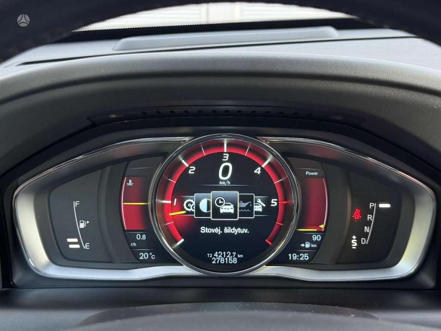 Melns Volvo XC60 2014 Utena, ar dzinēja tilpumu 2.40 L un nobraukumu 278 tūkst. km par 13750 €, foto 26 vietnē AUTOMOTO.COM.LV