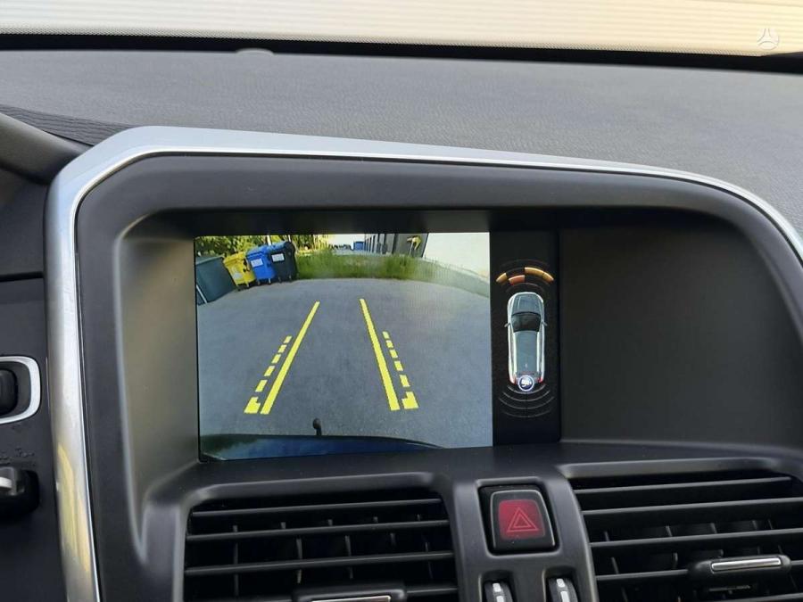 Melns Volvo XC60 2014 Utena, ar dzinēja tilpumu 2.40 L un nobraukumu 278 tūkst. km par 13750 €, foto 33 vietnē AUTOMOTO.COM.LV