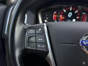 Melns Volvo XC60 2014 Utena, ar dzinēja tilpumu 2.40 L un nobraukumu 278 tūkst. km par 13750 €, foto 34 vietnē AUTOMOTO.COM.LV