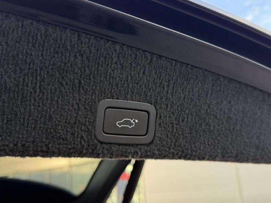 Melns Volvo XC60 2014 Utena, ar dzinēja tilpumu 2.40 L un nobraukumu 278 tūkst. km par 13750 €, foto 41 vietnē AUTOMOTO.COM.LV