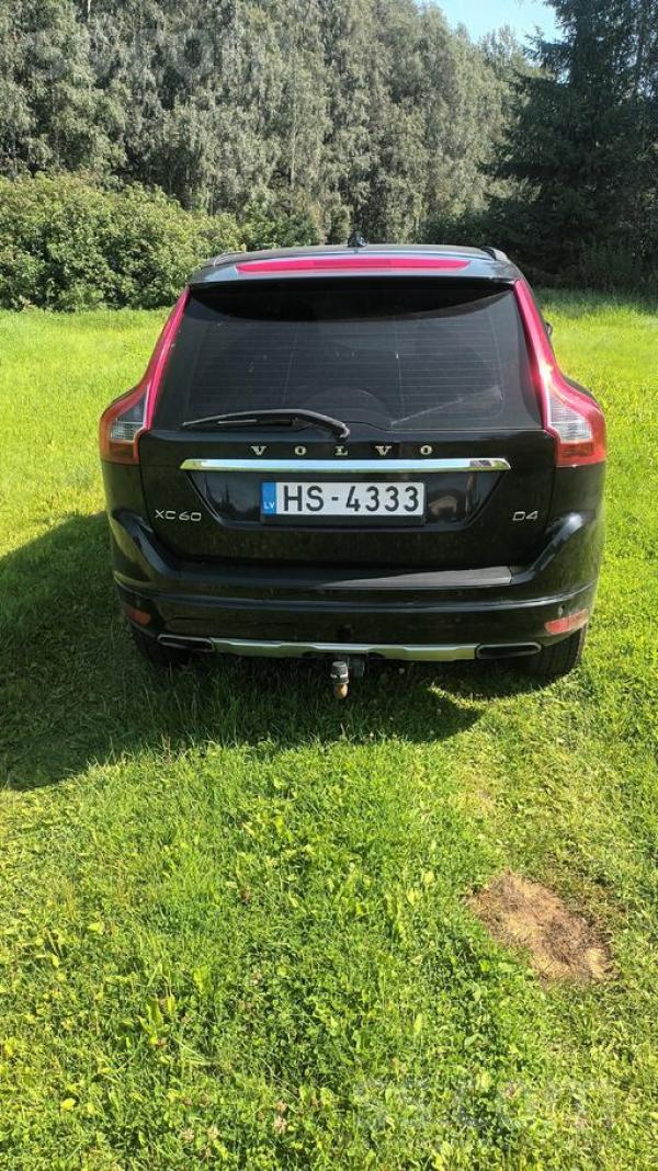 Black Volvo XC60 2014 in Riga, with an engine capacity of 2.00 L and mileage of 226 thousand km for 8000 €, photo 1 on AUTOMOTO.COM.LV