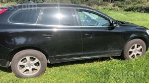 Black Volvo XC60 2014 in Riga, with an engine capacity of 2.00 L and mileage of 226 thousand km for 8000 €, photo 6 on AUTOMOTO.COM.LV