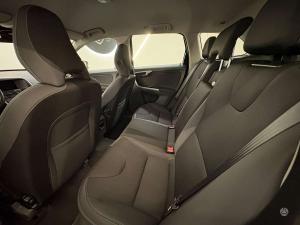 Black Volvo XC60 2014 in Marijampole, with an engine capacity of 1.97 L and mileage of 143 thousand km for 12650 €, photo 23 on AUTOMOTO.COM.LV