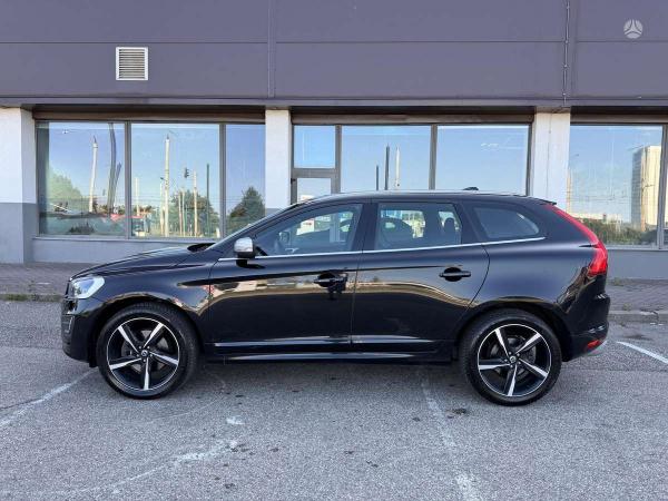 Melns Volvo XC60 2014 Viļņa, ar dzinēja tilpumu 2.40 L un nobraukumu 175 tūkst. km par 14950 €, foto 6 vietnē AUTOMOTO.COM.LV