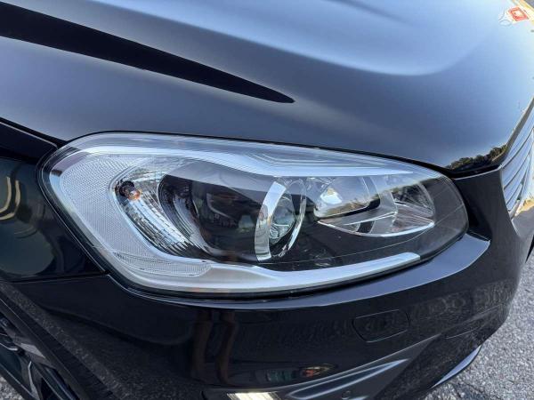 Melns Volvo XC60 2014 Viļņa, ar dzinēja tilpumu 2.40 L un nobraukumu 175 tūkst. km par 14950 €, foto 9 vietnē AUTOMOTO.COM.LV