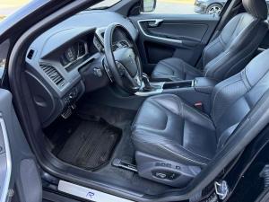 Melns Volvo XC60 2014 Viļņa, ar dzinēja tilpumu 2.40 L un nobraukumu 175 tūkst. km par 14950 €, foto 13 vietnē AUTOMOTO.COM.LV