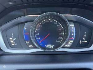 Melns Volvo XC60 2014 Viļņa, ar dzinēja tilpumu 2.40 L un nobraukumu 175 tūkst. km par 14950 €, foto 25 vietnē AUTOMOTO.COM.LV