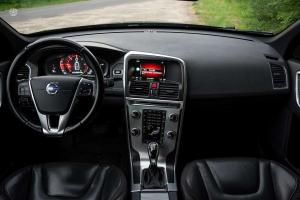 Melns Volvo XC60 2014 Elektrėnai, ar dzinēja tilpumu 2.40 L un nobraukumu 285 tūkst. km par 11950 €, foto 10 vietnē AUTOMOTO.COM.LV