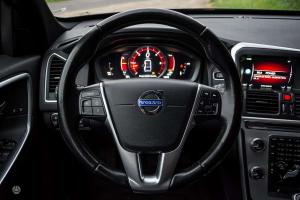 Melns Volvo XC60 2014 Elektrėnai, ar dzinēja tilpumu 2.40 L un nobraukumu 285 tūkst. km par 11950 €, foto 11 vietnē AUTOMOTO.COM.LV