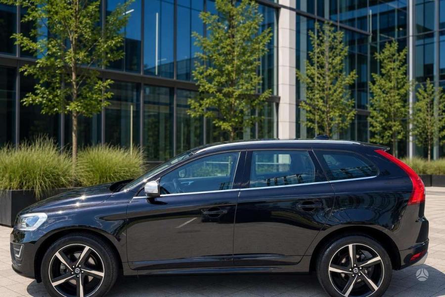 Melns Volvo XC60 2014 Viļņa, ar dzinēja tilpumu 2.00 L un nobraukumu 177 tūkst. km par 10650 €, foto 6 vietnē AUTOMOTO.COM.LV
