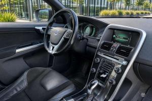 Melns Volvo XC60 2014 Viļņa, ar dzinēja tilpumu 2.00 L un nobraukumu 177 tūkst. km par 10650 €, foto 13 vietnē AUTOMOTO.COM.LV