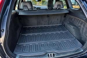 Melns Volvo XC60 2014 Viļņa, ar dzinēja tilpumu 2.00 L un nobraukumu 177 tūkst. km par 10650 €, foto 15 vietnē AUTOMOTO.COM.LV